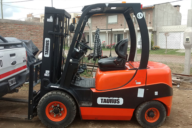 .: Concretar SRL :. Alquiler de Equipos y Maquinarias con Grúa, Hidrogrúas, Trailers, Obras ...